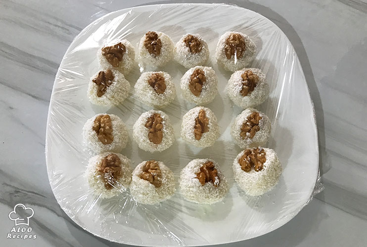 Baslogh : A Persian Walnut Pastry Swirl - AlooRecipes