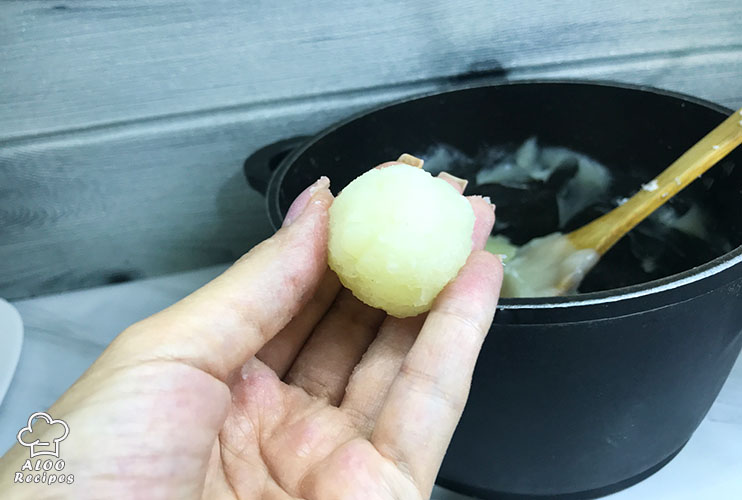 Baslogh : A Persian Walnut Pastry Swirl - AlooRecipes